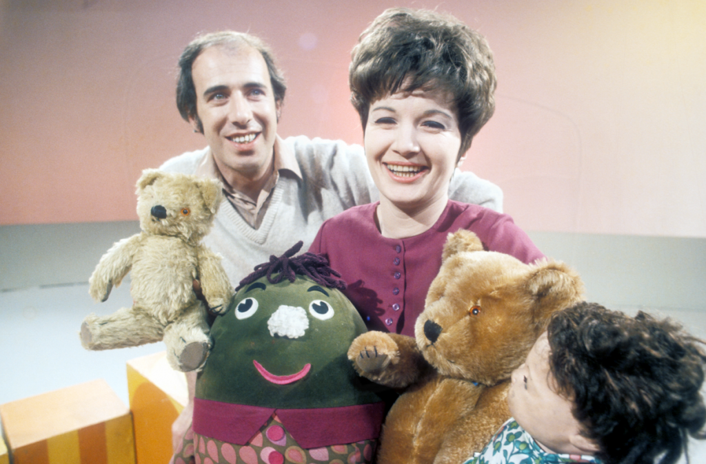 Stevens, Julie - Showreel