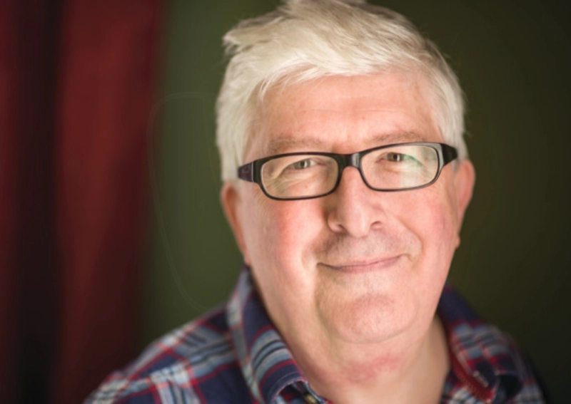 Bates, Simon - Showreel